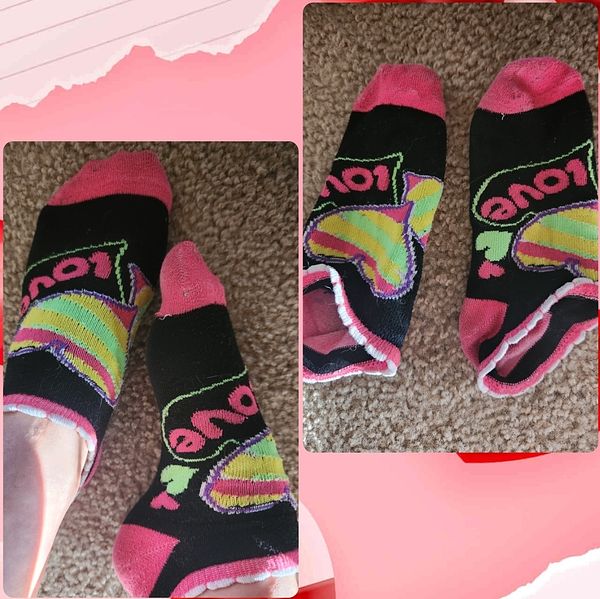 Showing Used Socks | Scented Pansy